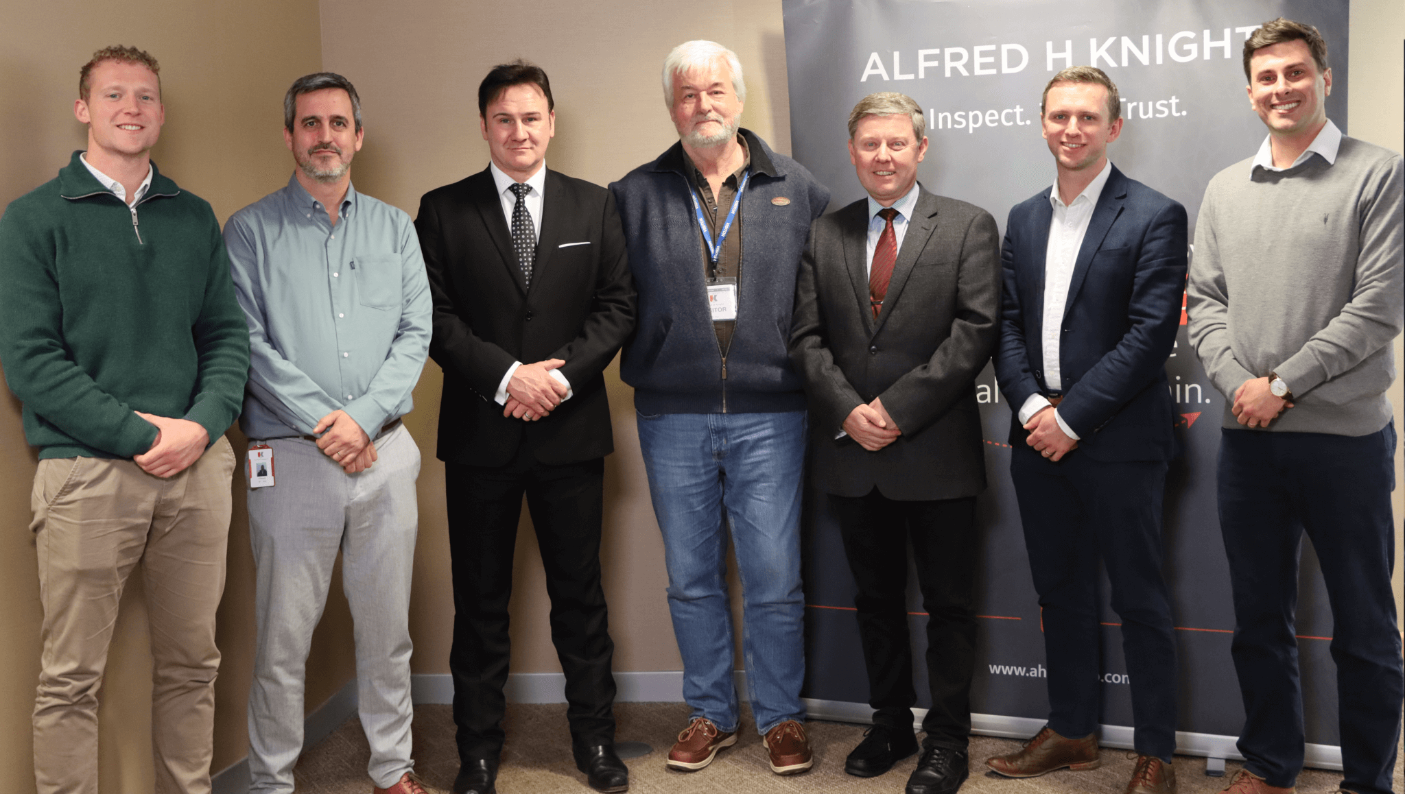 PROFESSOR KIM ESBENSEN VISITS ALFRED H KNIGHT