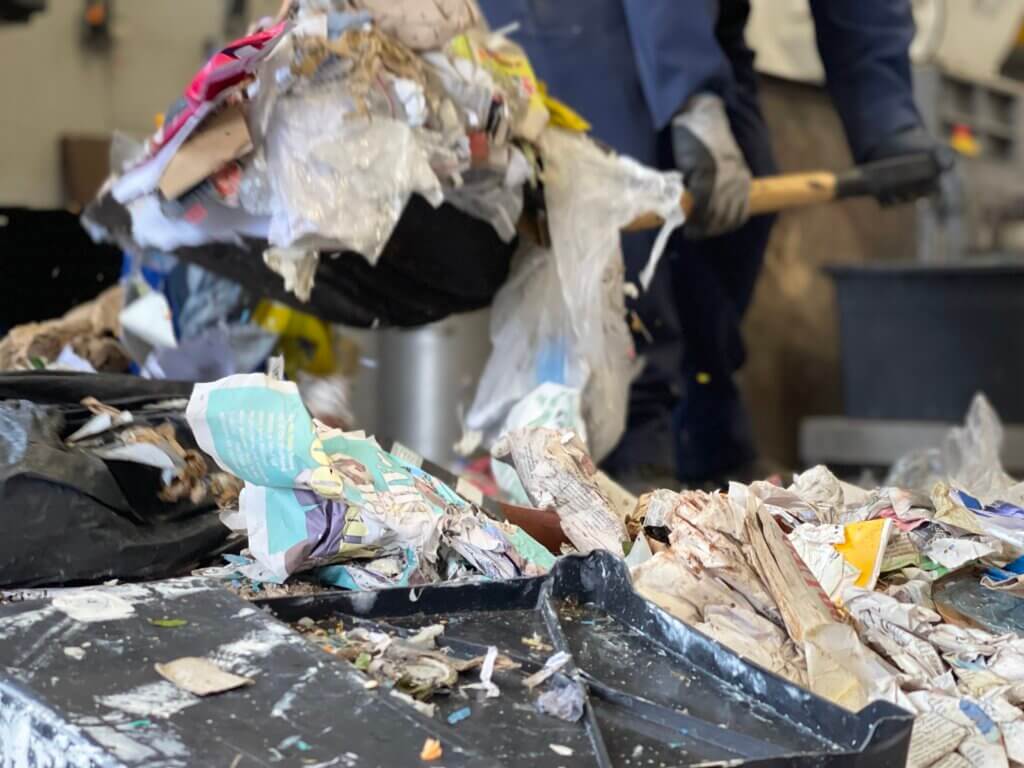 The importance of obtaining a representative waste sample - AHK