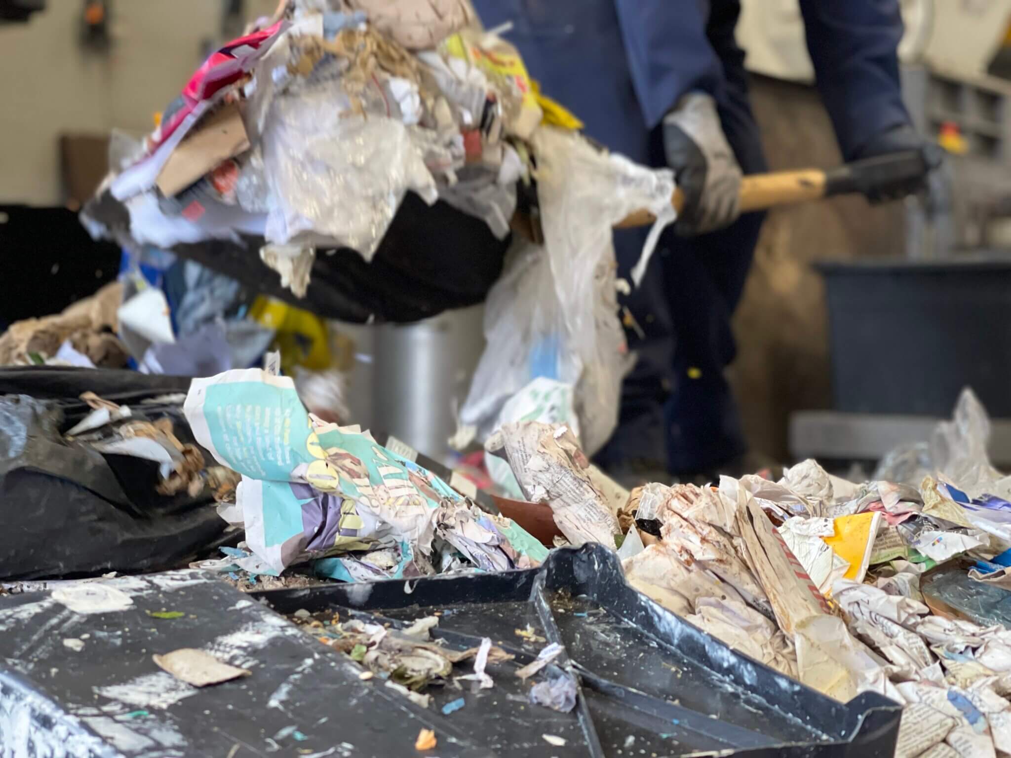 The importance of obtaining a representative waste sample - AHK